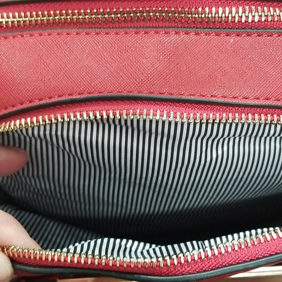 Deluxity Los Angeles | Bags | New Deluxity Los Angeles Red Backpack ...